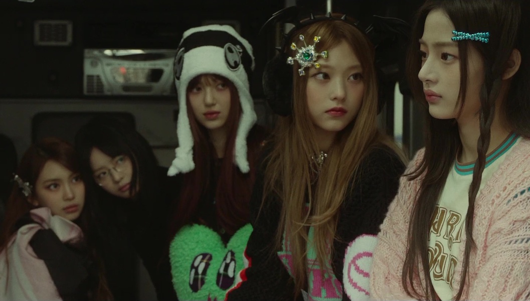 فرقة نيوجينز عادت أخيرا بفيديو كليب أغنيتها المرتقبة OMG - آسيا هوليك